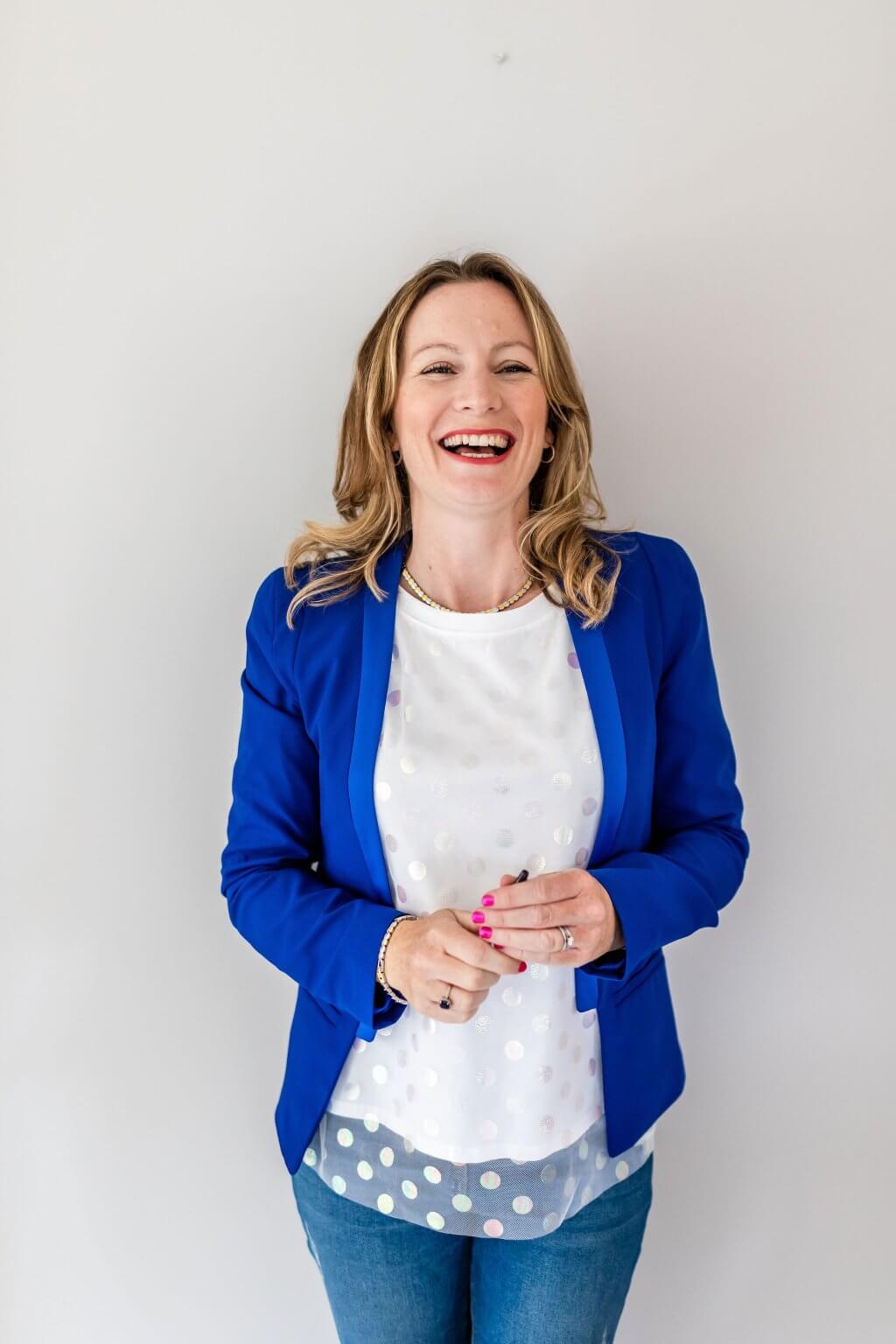 Hello Audio - A Private Podcast Tool for Course Creators